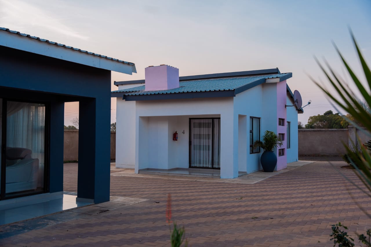 Madileng Lodge – Legae La Batho!