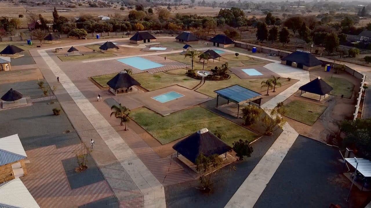 Madileng Lodge – Legae La Batho!